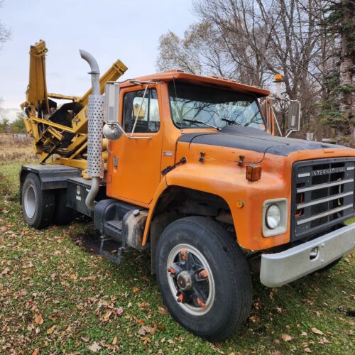 1983 IH - TS44 Vermeer | Big John
